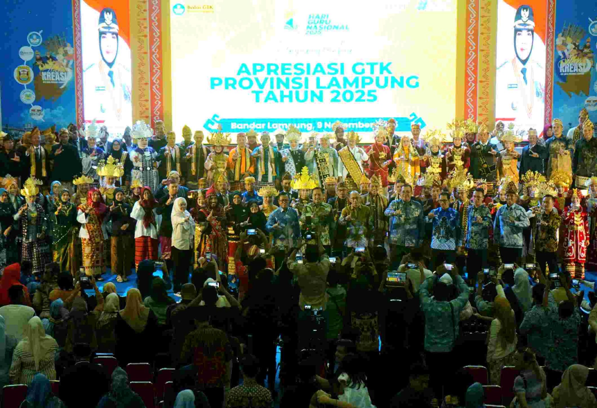 Malam Puncak GTK Tahun 2025, Apresiasi Simbol Cinta Seluruh Tenaga ...